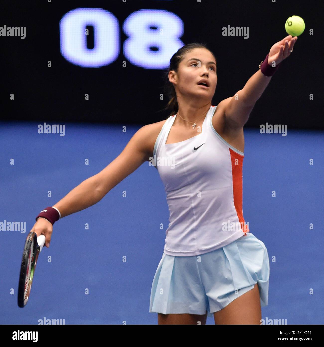 Emma raducanu 2022 october hi-res stock photography and images - Alamy