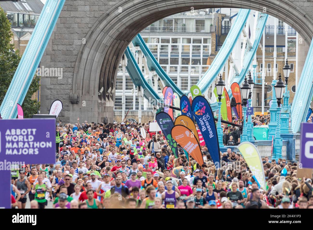 TCS London Marathon 2022 takes place today. Runners run past Tower ...