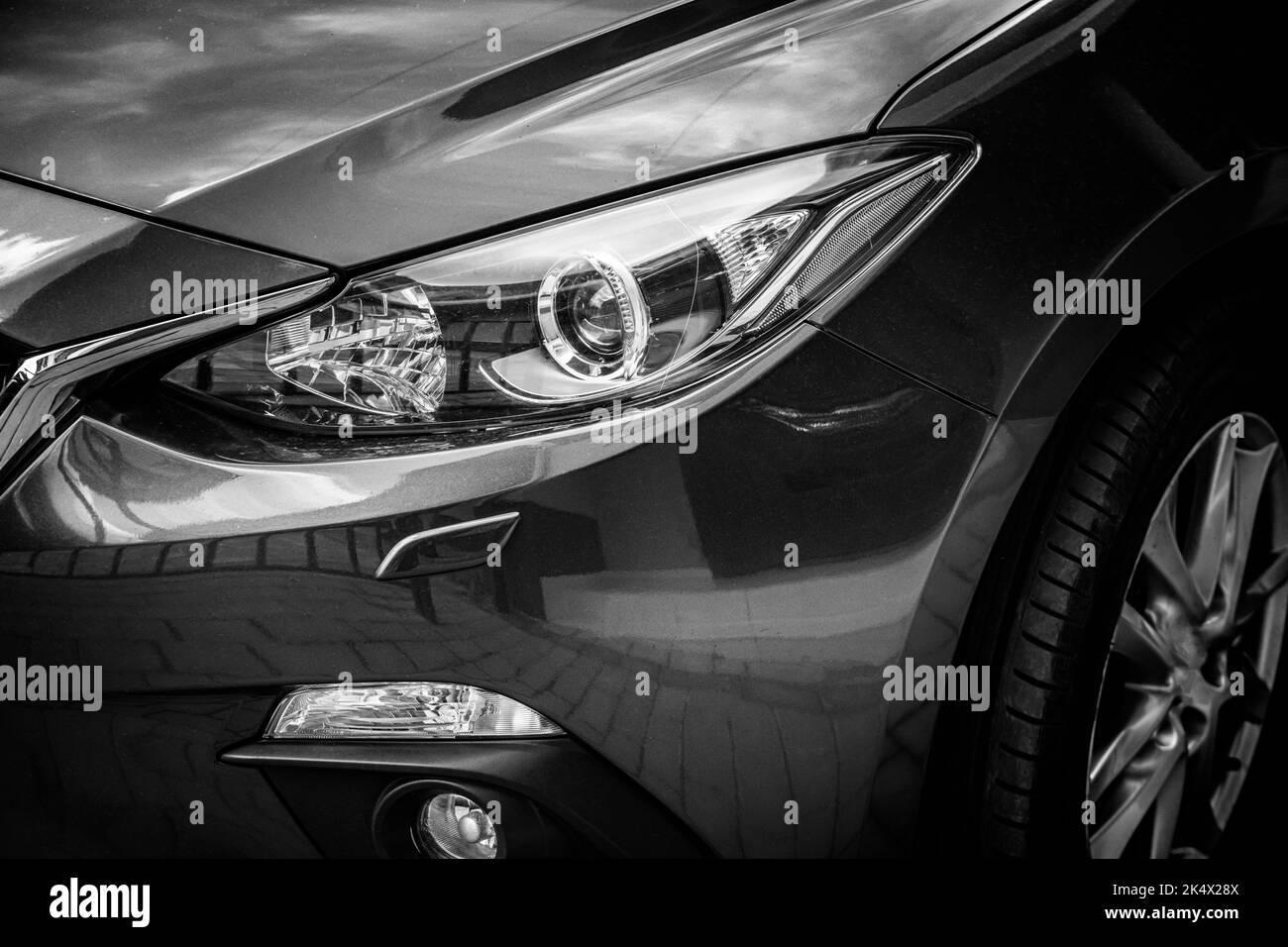 Close up modern elegant Black and White Stock Photos & Images - Alamy