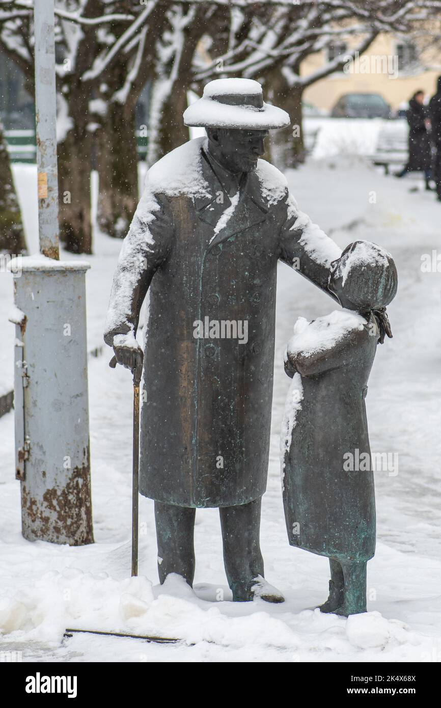 Zemach Shabad bronze statue taking care of a girl and her kitty, doctor ...