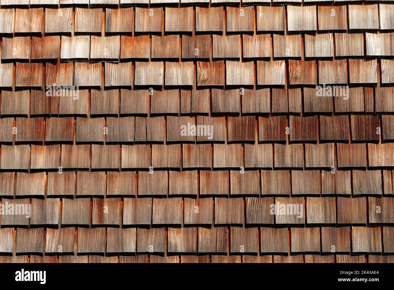 Wooden roof tile texture hi-res stock photography and images - Alamy