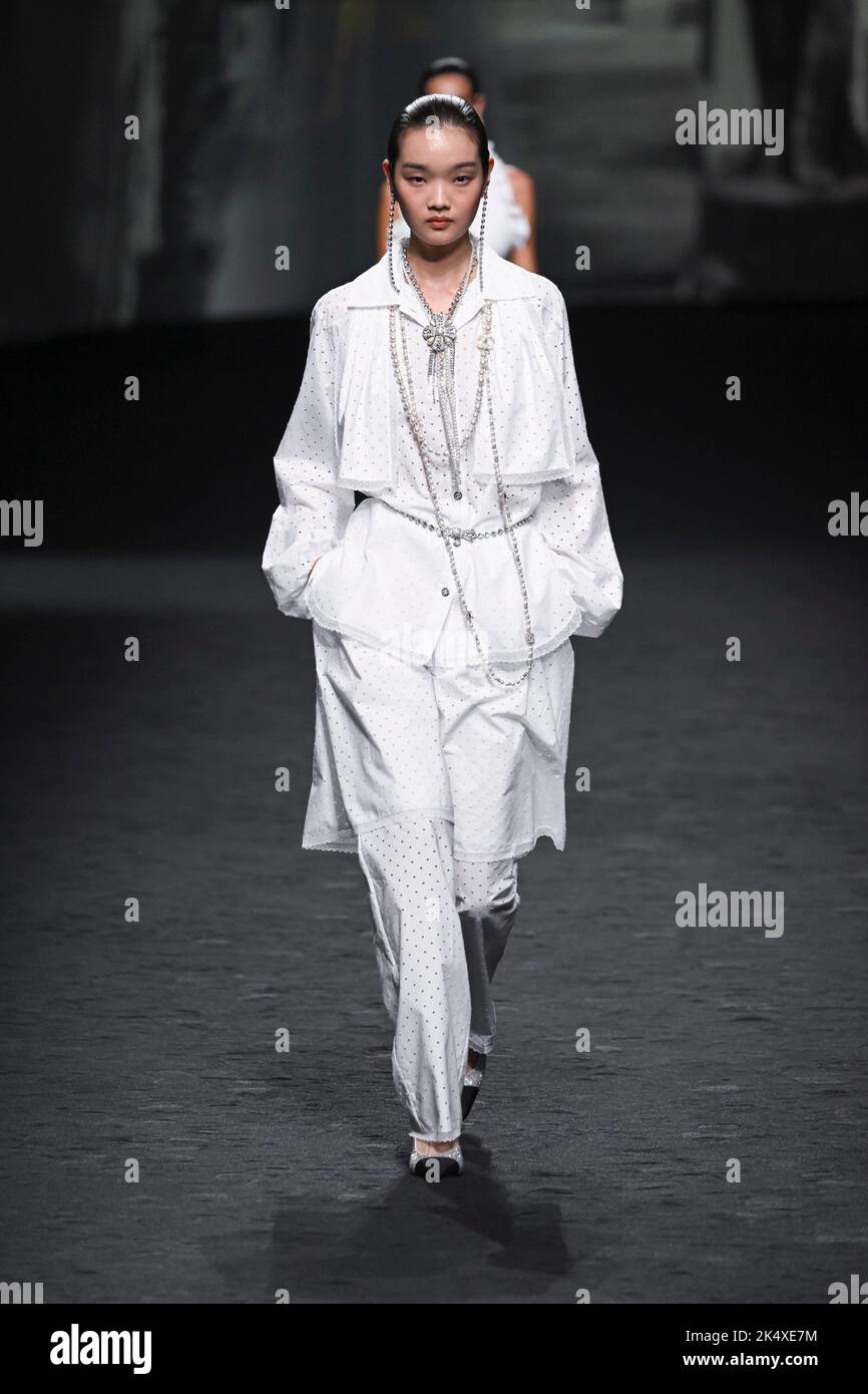 Paris, France. 04th Oct, 2022. Model Bomi Youn walks on the runway at ...