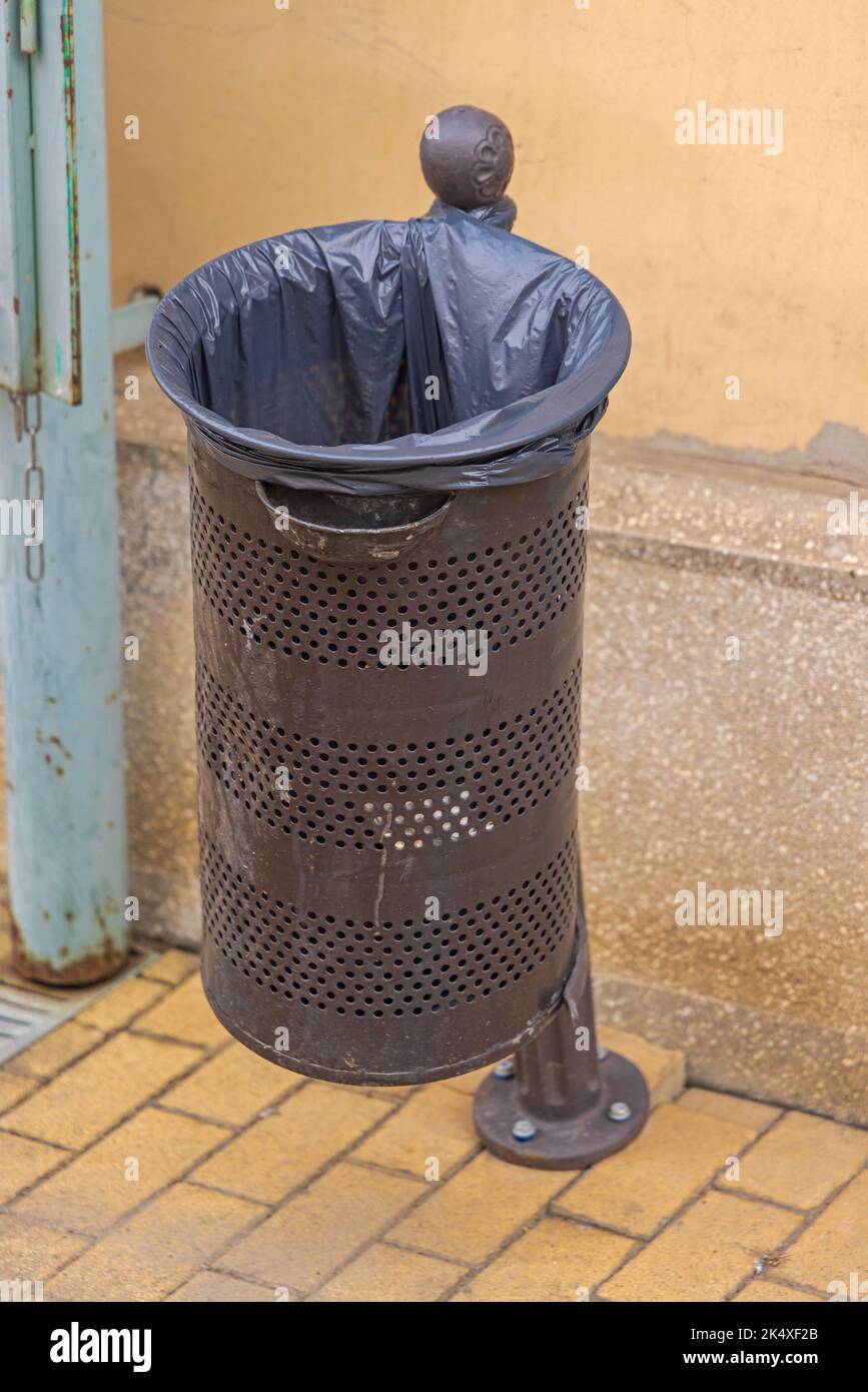 Bag insert hi-res stock photography and images - Alamy