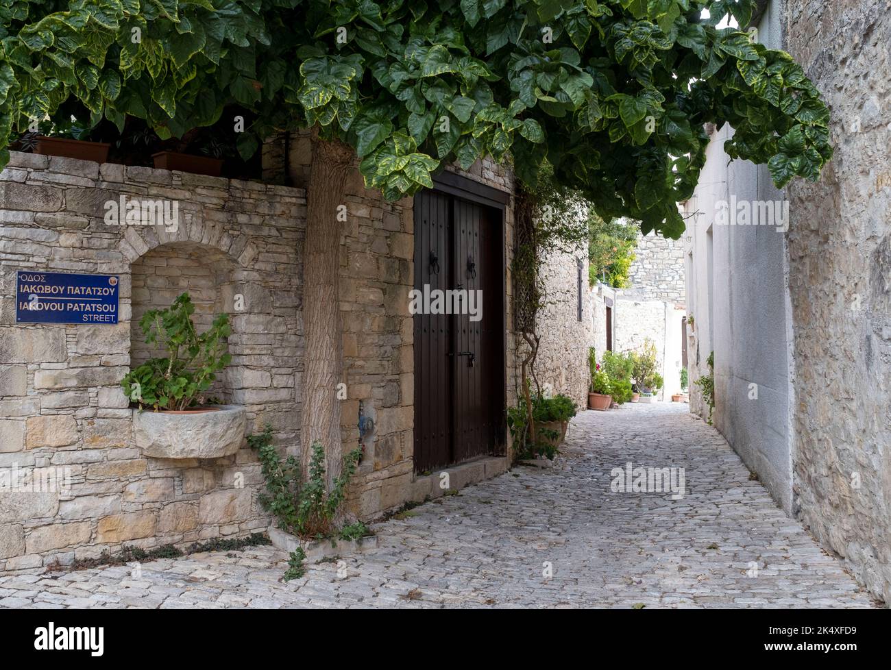 Village street vasa hi-res stock photography and images - Alamy
