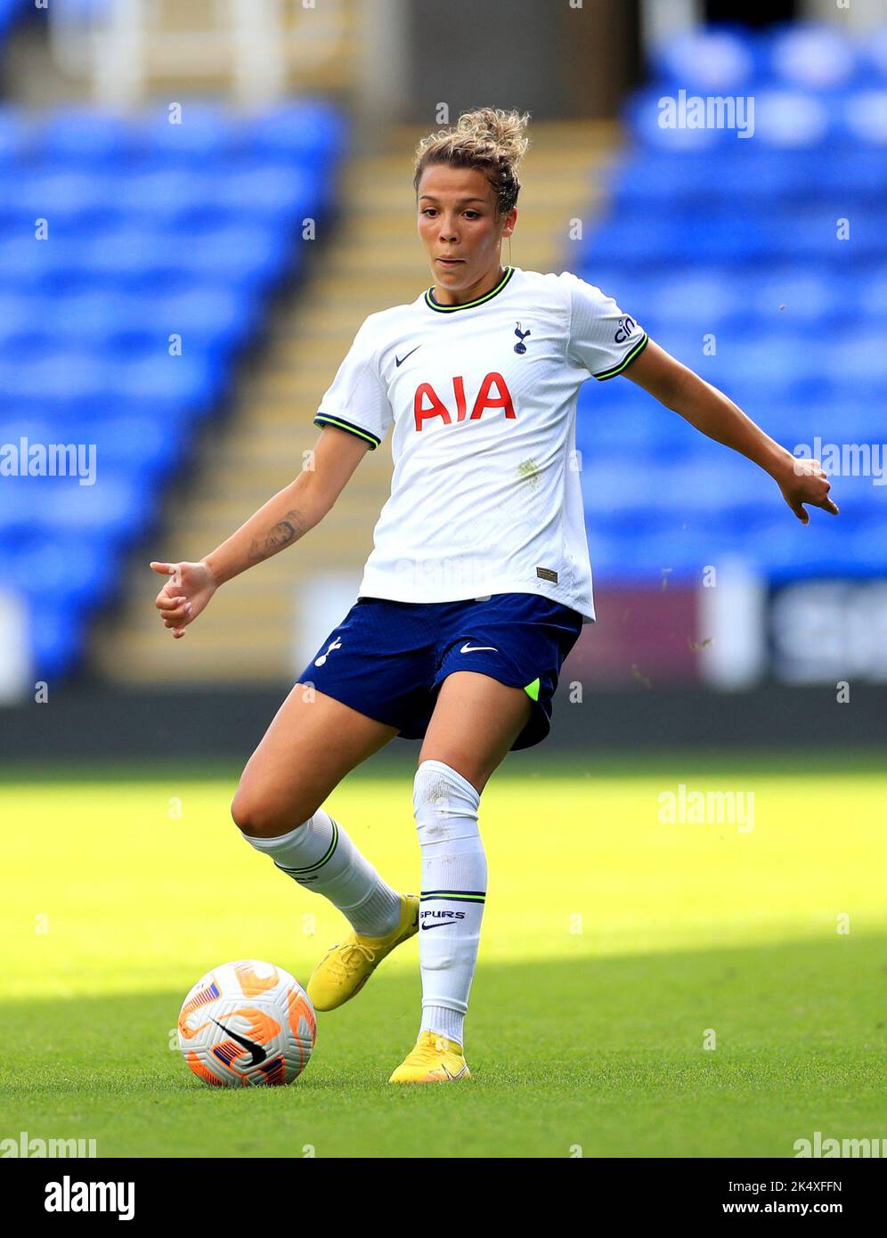 Celin bizet ildhusoy hi-res stock photography and images - Alamy