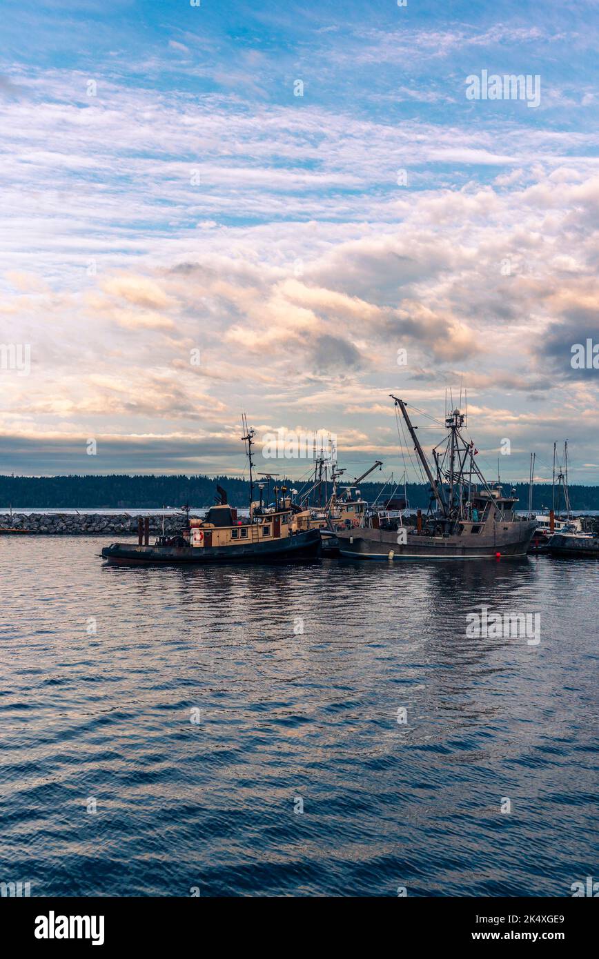 Port campbell jetty hi-res stock photography and images - Alamy