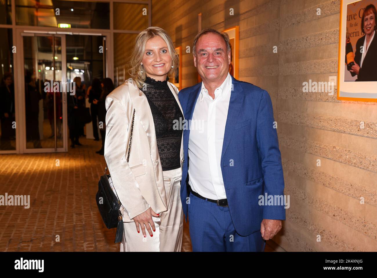 Isabel grupp hi-res stock photography and images - Alamy