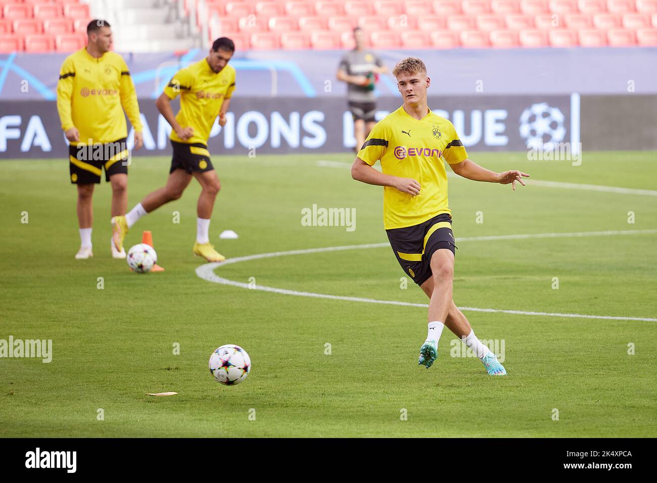 Tom rothe hi-res stock photography and images - Alamy