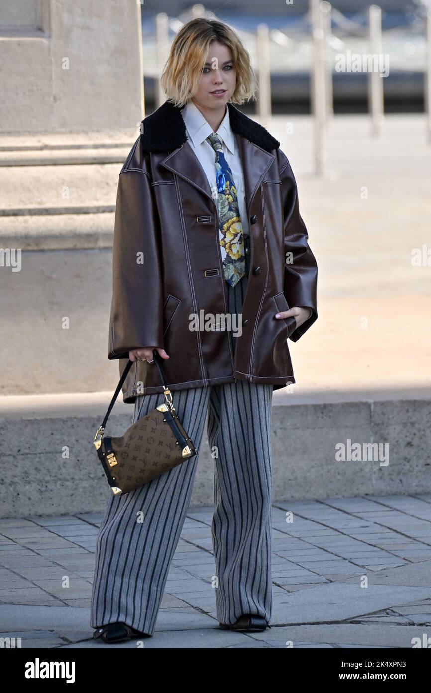 Paris, France. 04th Oct, 2022. Milly Alcock attends the Louis Vuitton ...