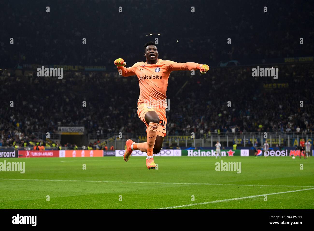 Fc barcelona 2022 hi-res stock photography and images - Alamy