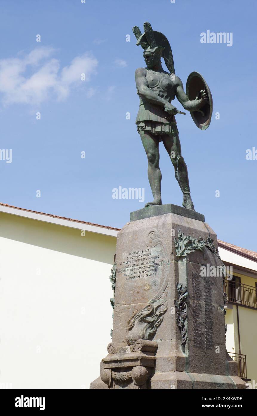 Statue of the samnite warrior hi-res stock photography and images - Alamy