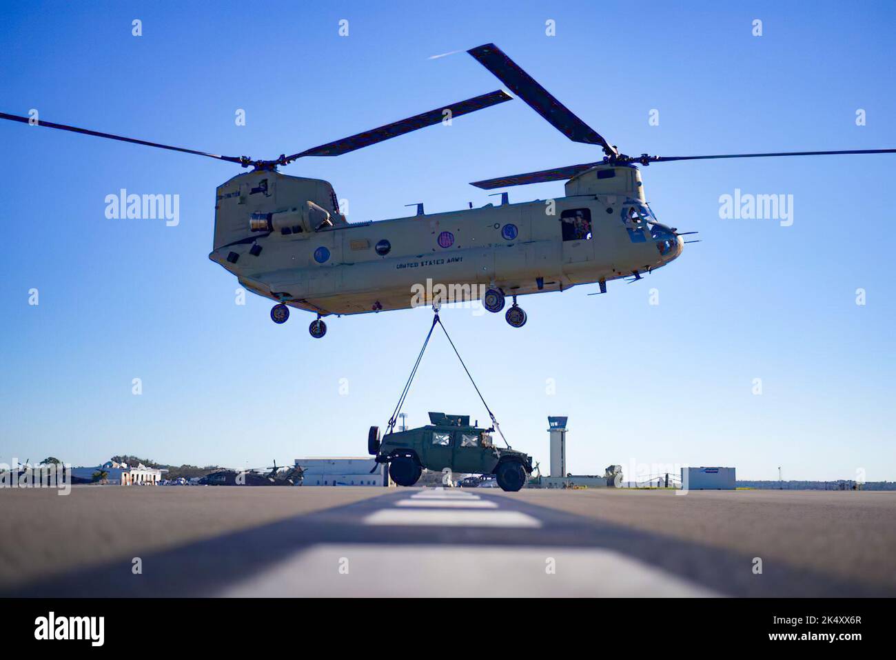 The Florida Army National Guard, 1-111 Aviation Regiment, begins ...