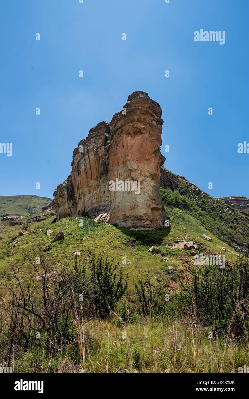The Brandwag Buttress (Sentinel) in Golden Gate Highlands National Park ...