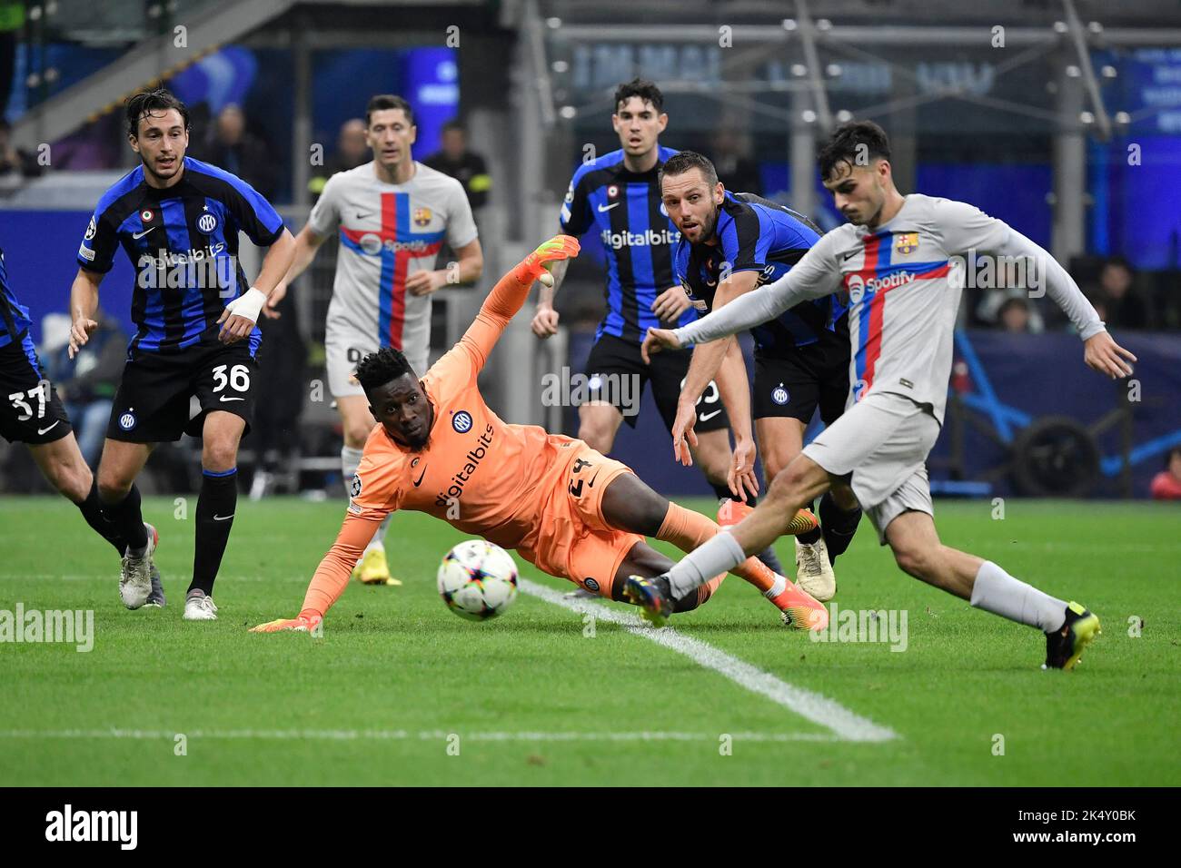 Milano, Italy. 04th Oct, 2022. Pedro Gonzalez Lopez aka Pedri of ...