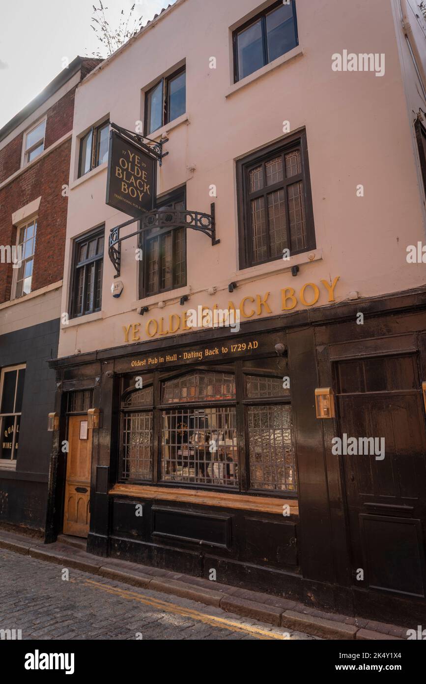 Old town Hull and the Museums Quarter, Kingston-Upon-Hull, East ...