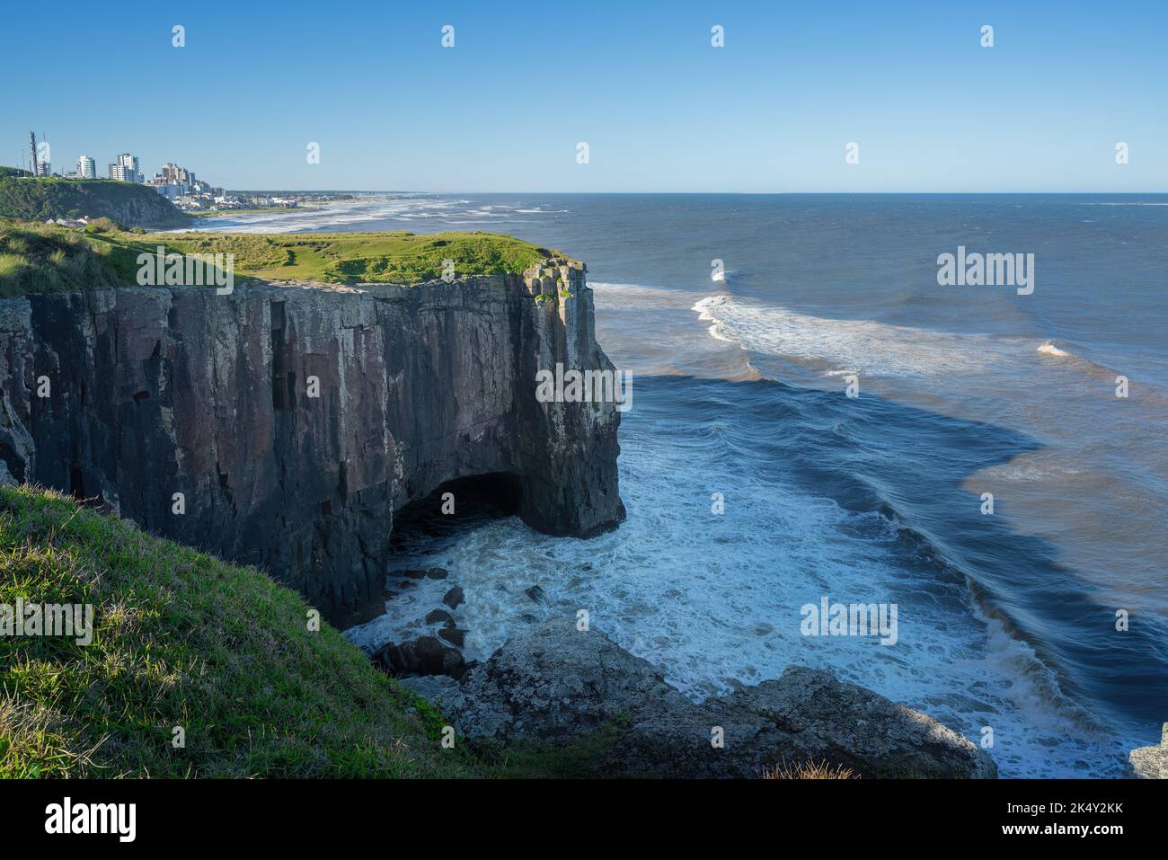 Rocky Wall and Cave of Furnas Hill (Morro das Furnas) at Guarita Park ...