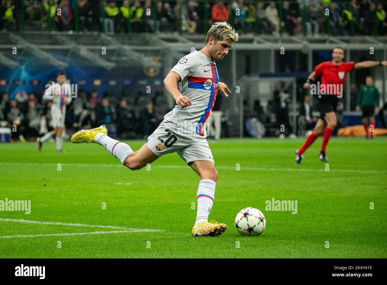Sergi roberto goal celebration hi-res stock photography and images - Alamy