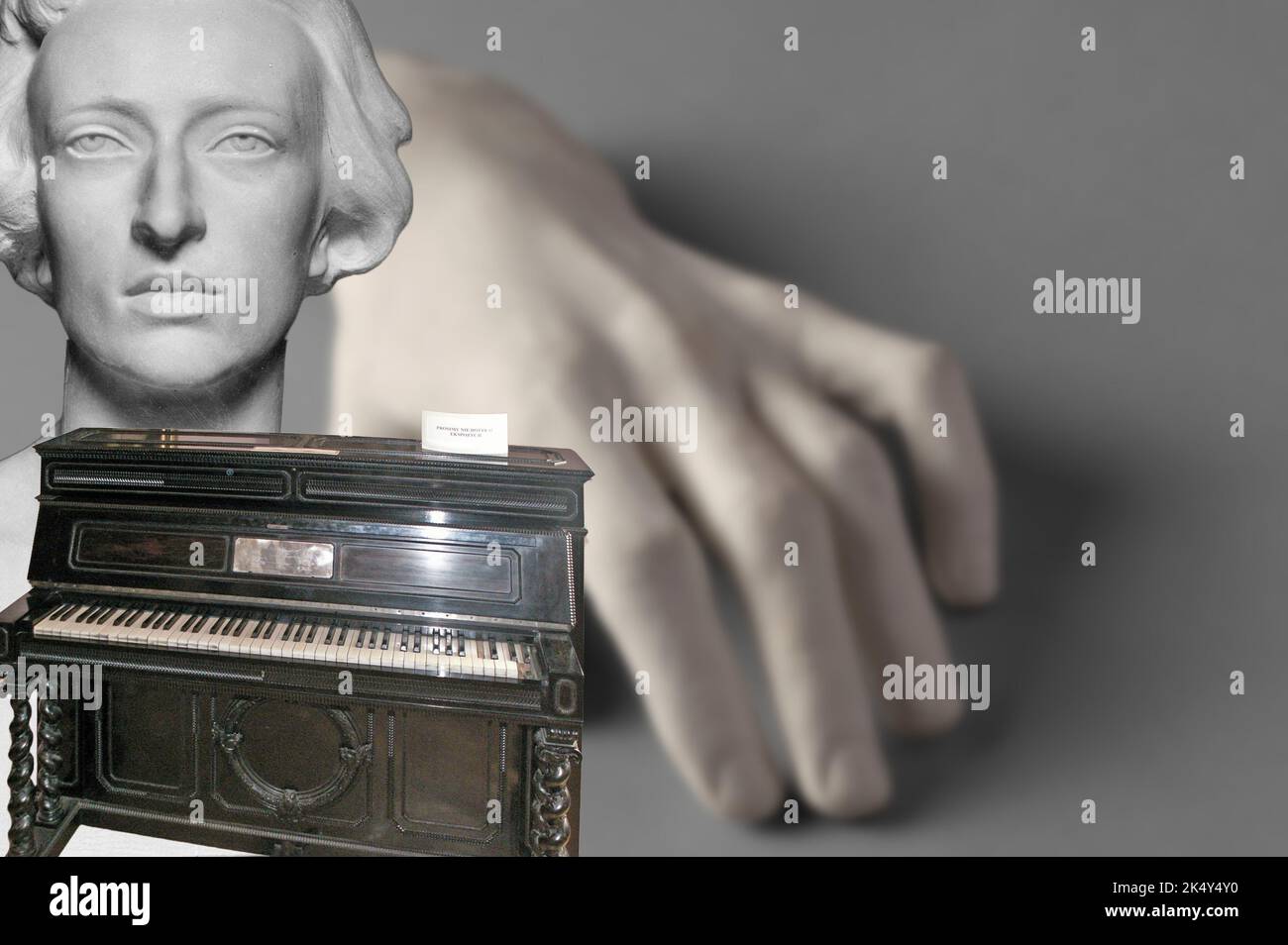 Frederic chopin instrument hi-res stock photography and images - Alamy