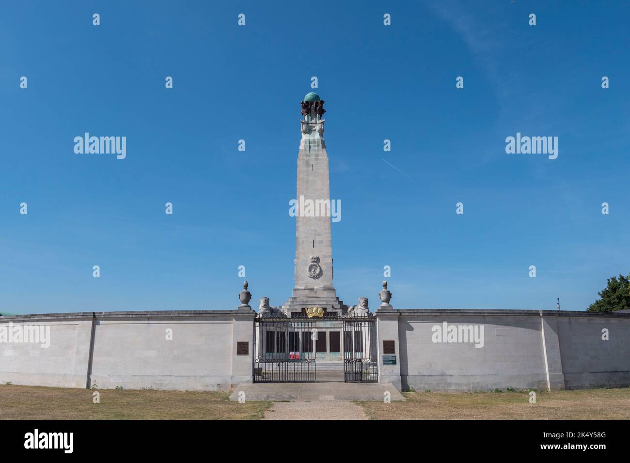 The Chatham Naval Memorial obelisk, Chatham, Kent, UK Stock Photo - Alamy