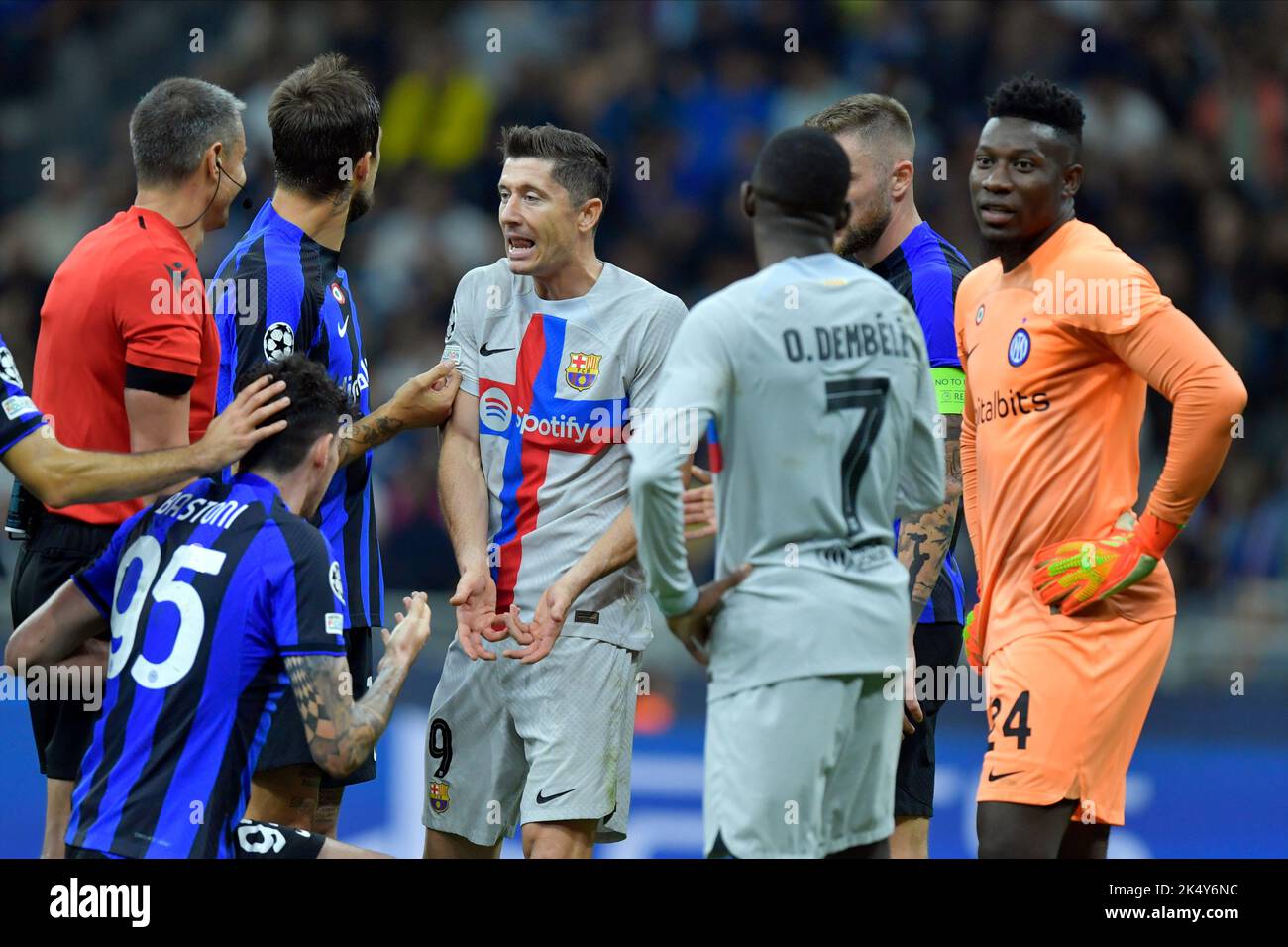 Milano, Italy. 04th Oct, 2022. Robert Lewandowski (9) of Barcelona seen ...