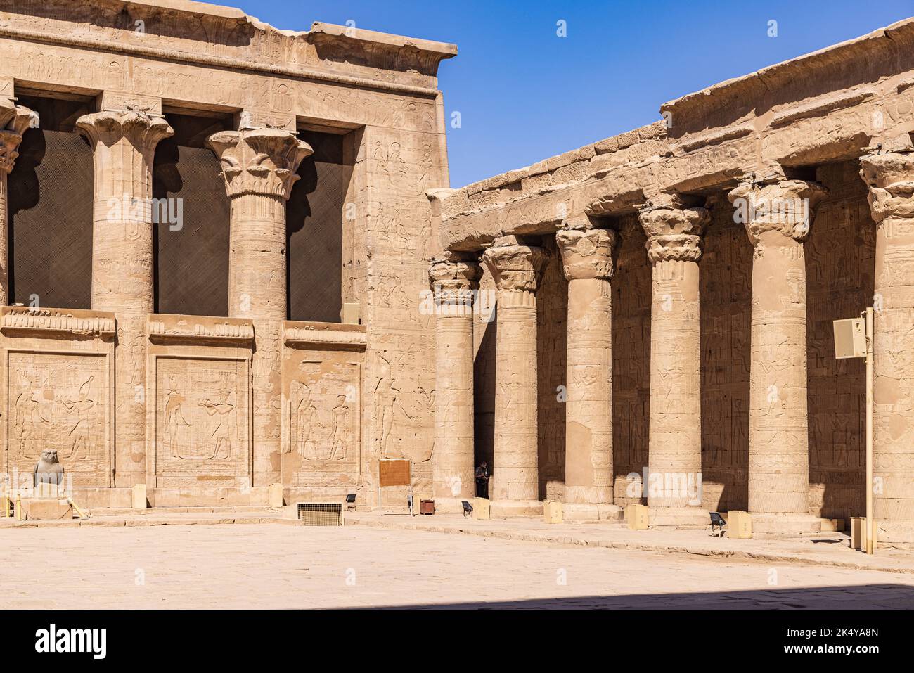 Edfu, Aswan, Egypt. Row of columns at the Temple of Horus at Edfu Stock ...