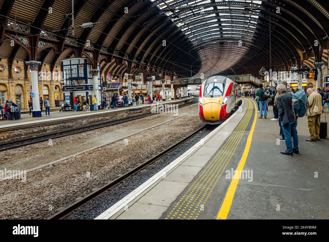 Azuma class 800 hi-res stock photography and images - Alamy