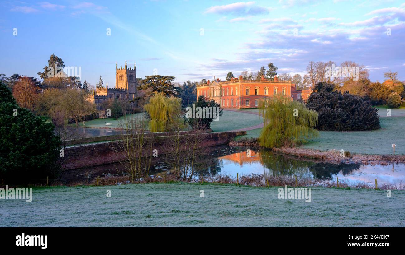 Melbourne, UK - April 3, 2022: Frosty morning sunrise over Staunton ...