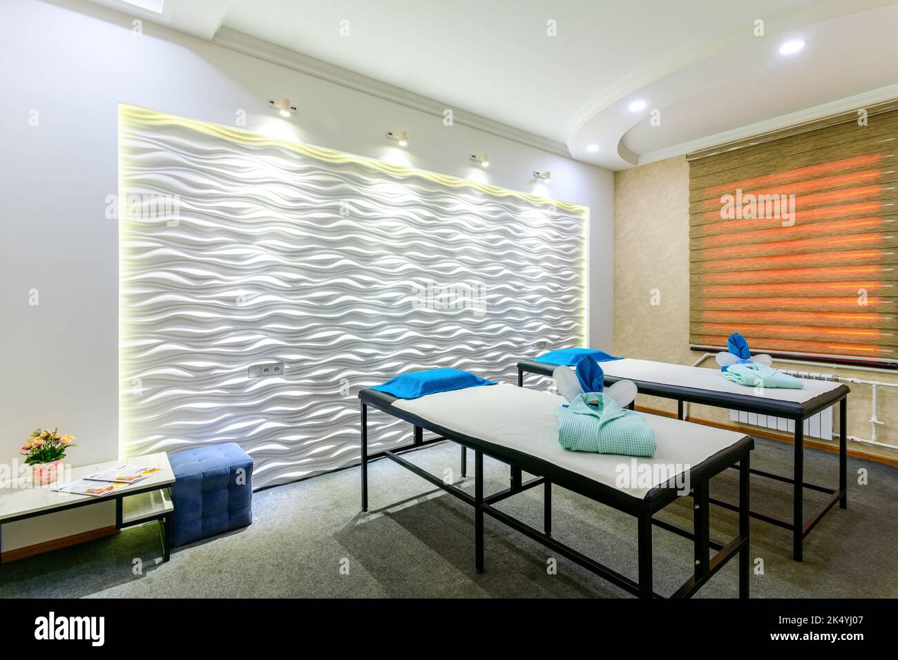 Massage room inside hi-res stock photography and images - Alamy