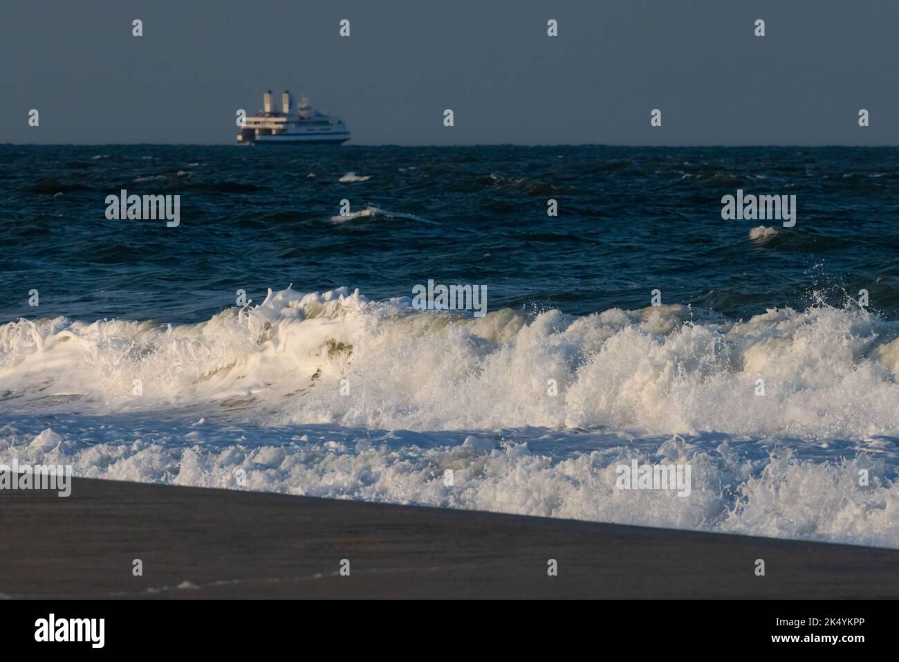 Cape may ferry hi-res stock photography and images - Alamy