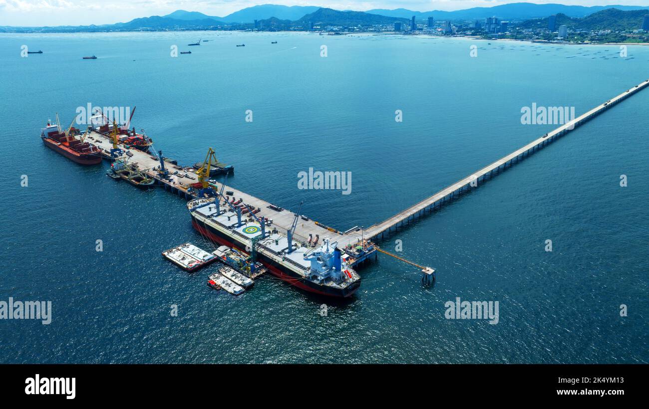 Shipyard Cargo Container Sea Port Freight forwarding service logistics ...