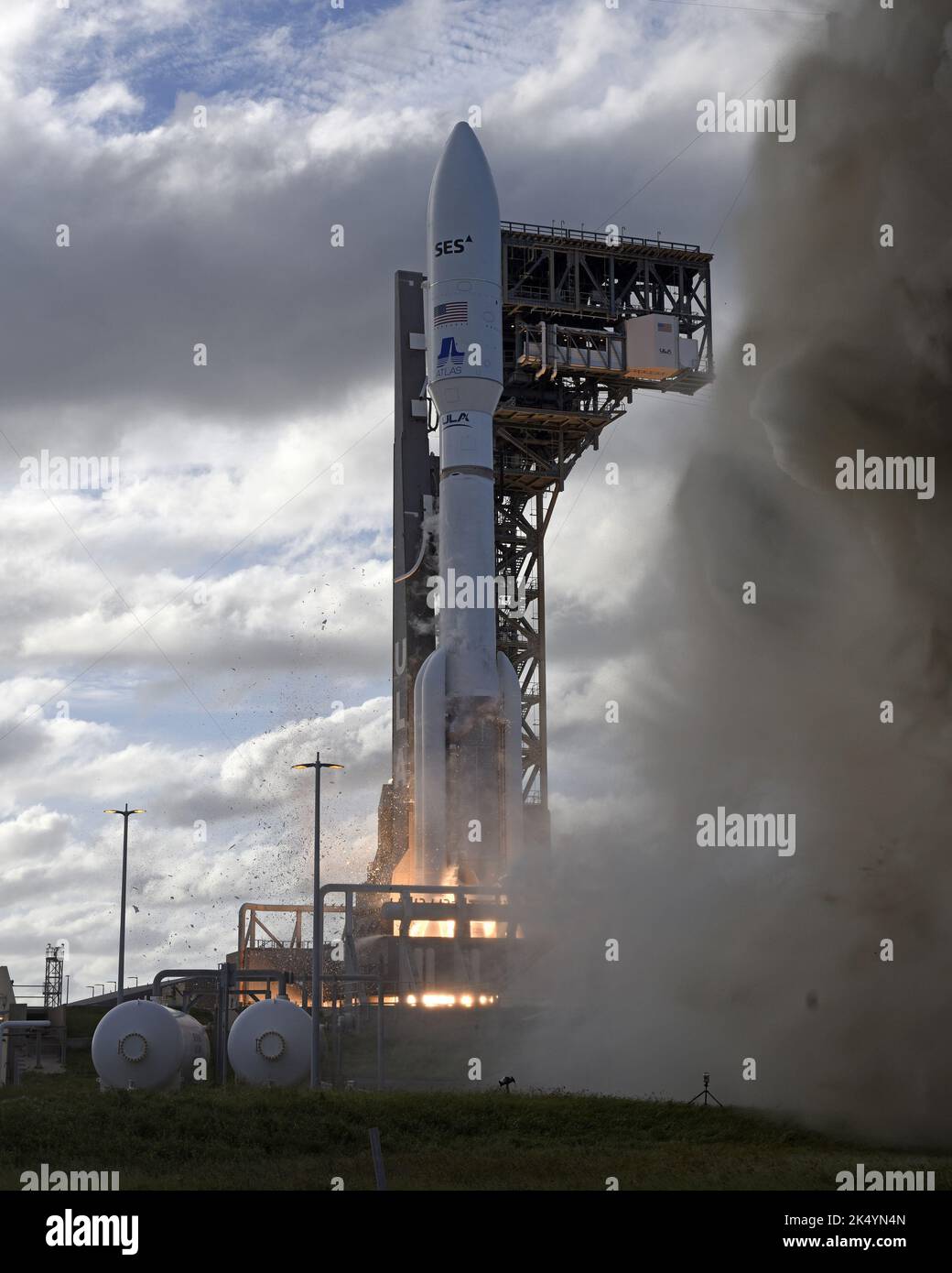 United Launch Alliance launches its Atlas V rocket to boost two ...