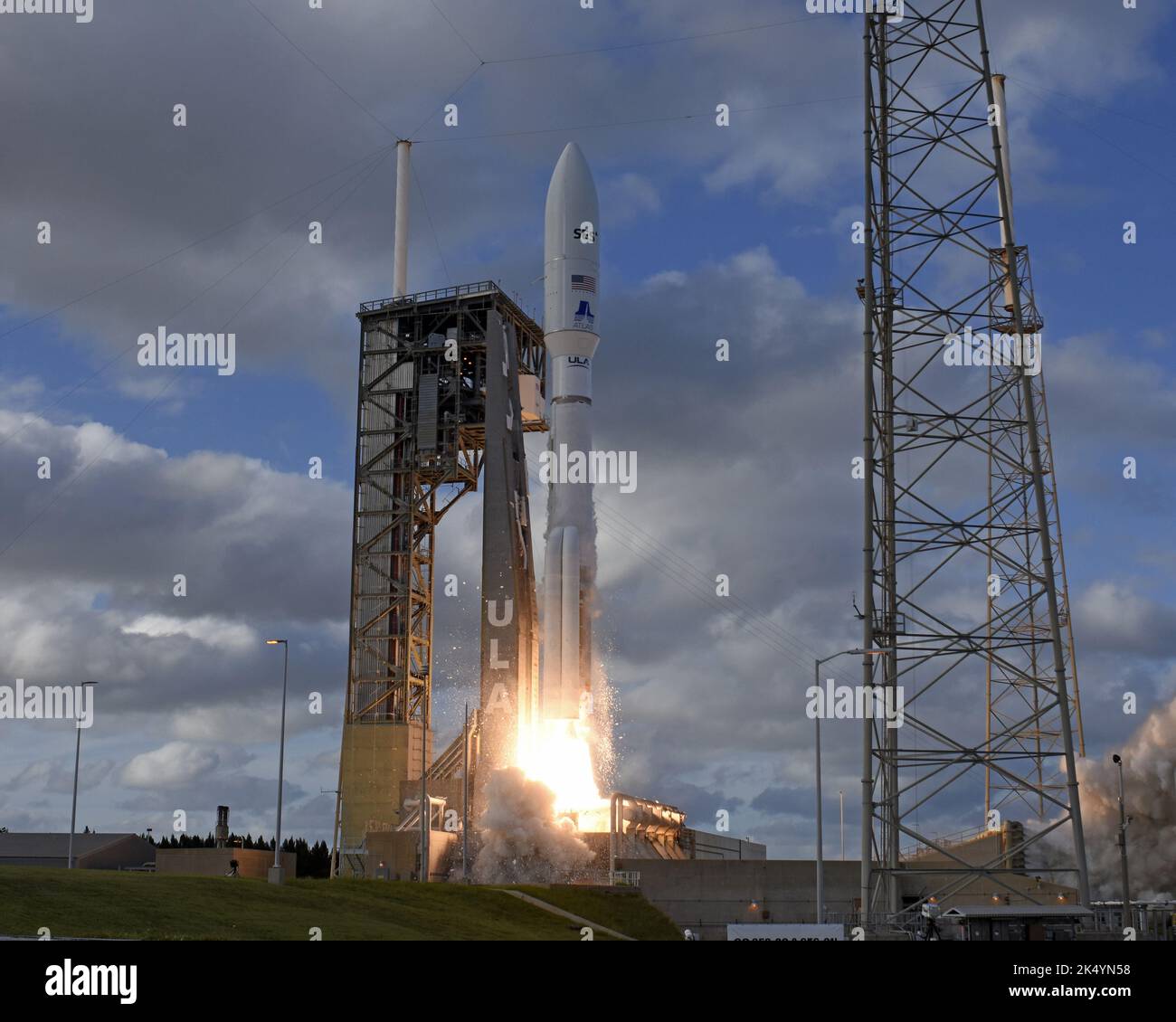 United Launch Alliance launches its Atlas V rocket to boost two ...