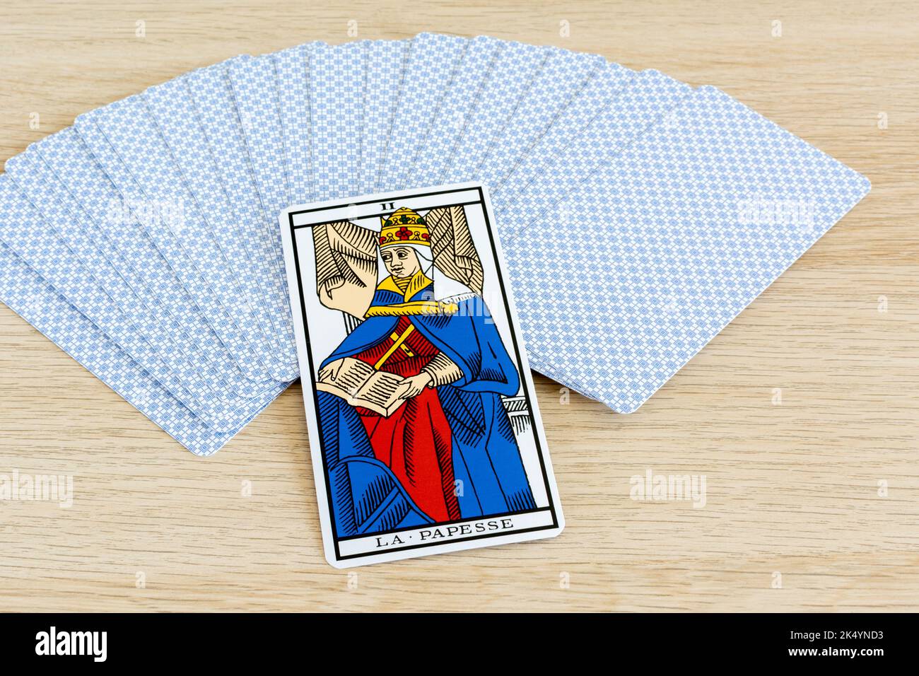 The priestess tarot hi-res stock photography and images - Alamy
