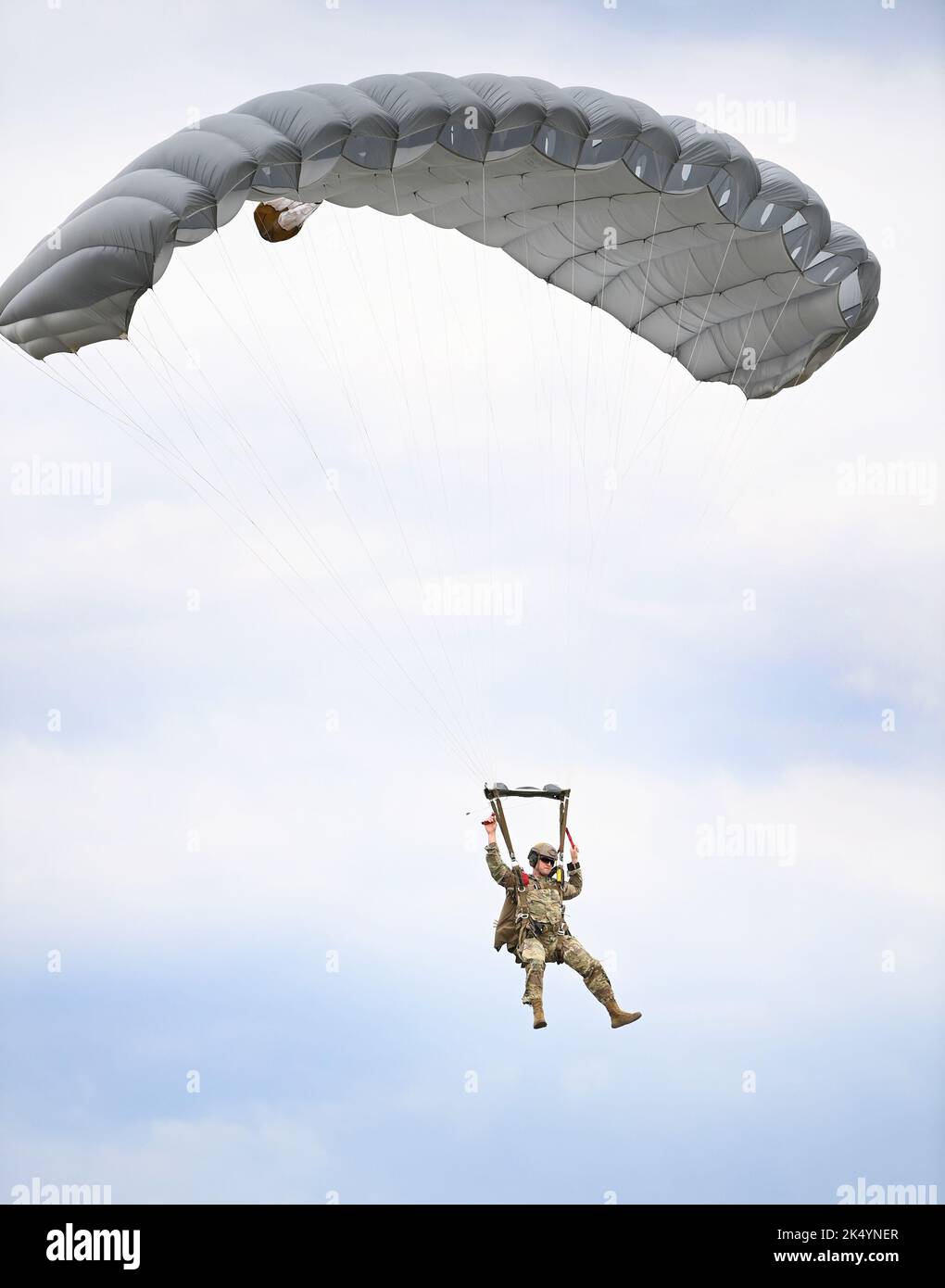 A Soldier from the U.S. Army John F. Kennedy Special Warfare Center and ...