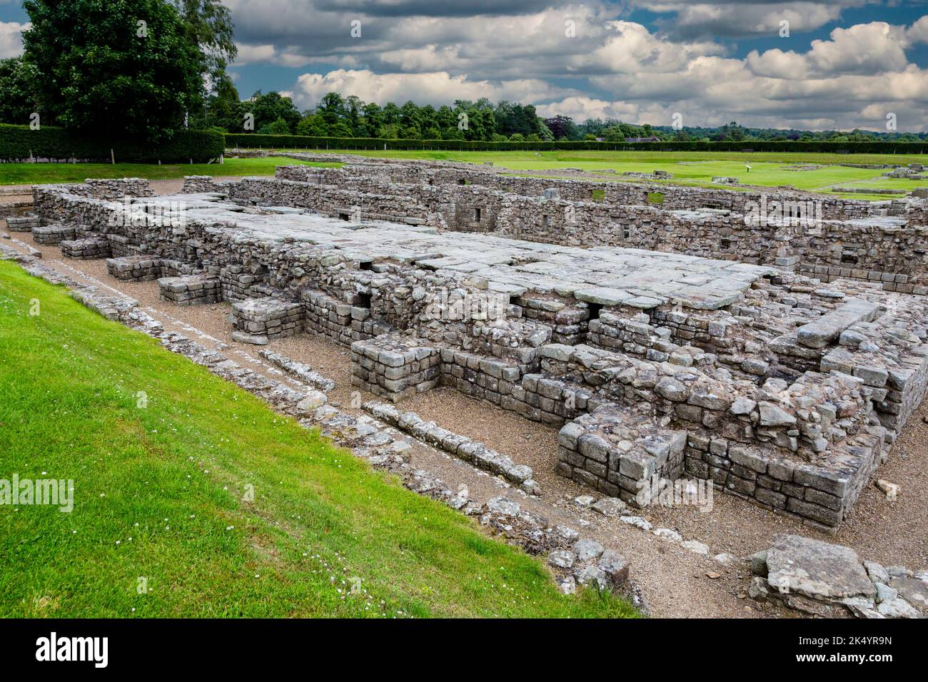 Roman granaries hi-res stock photography and images - Alamy
