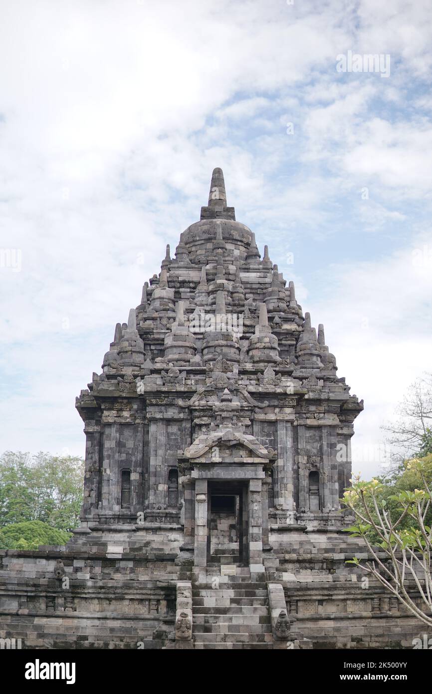 Bubrah Temple, this temple is a tourist destination in the ...