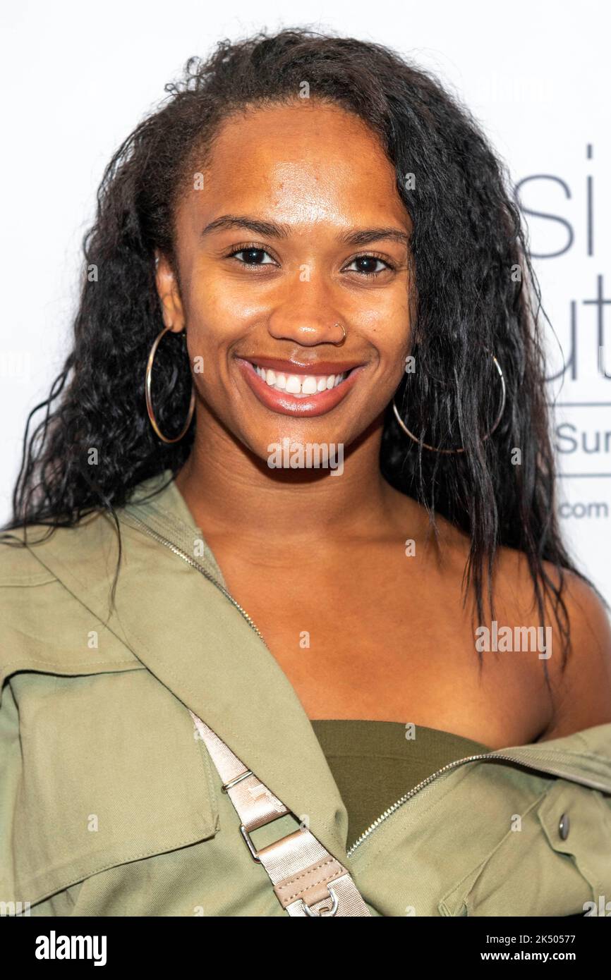 Beverly Hills, Los Angeles, USA. 04th Oct, 2022. Vazhane Sawyers ...