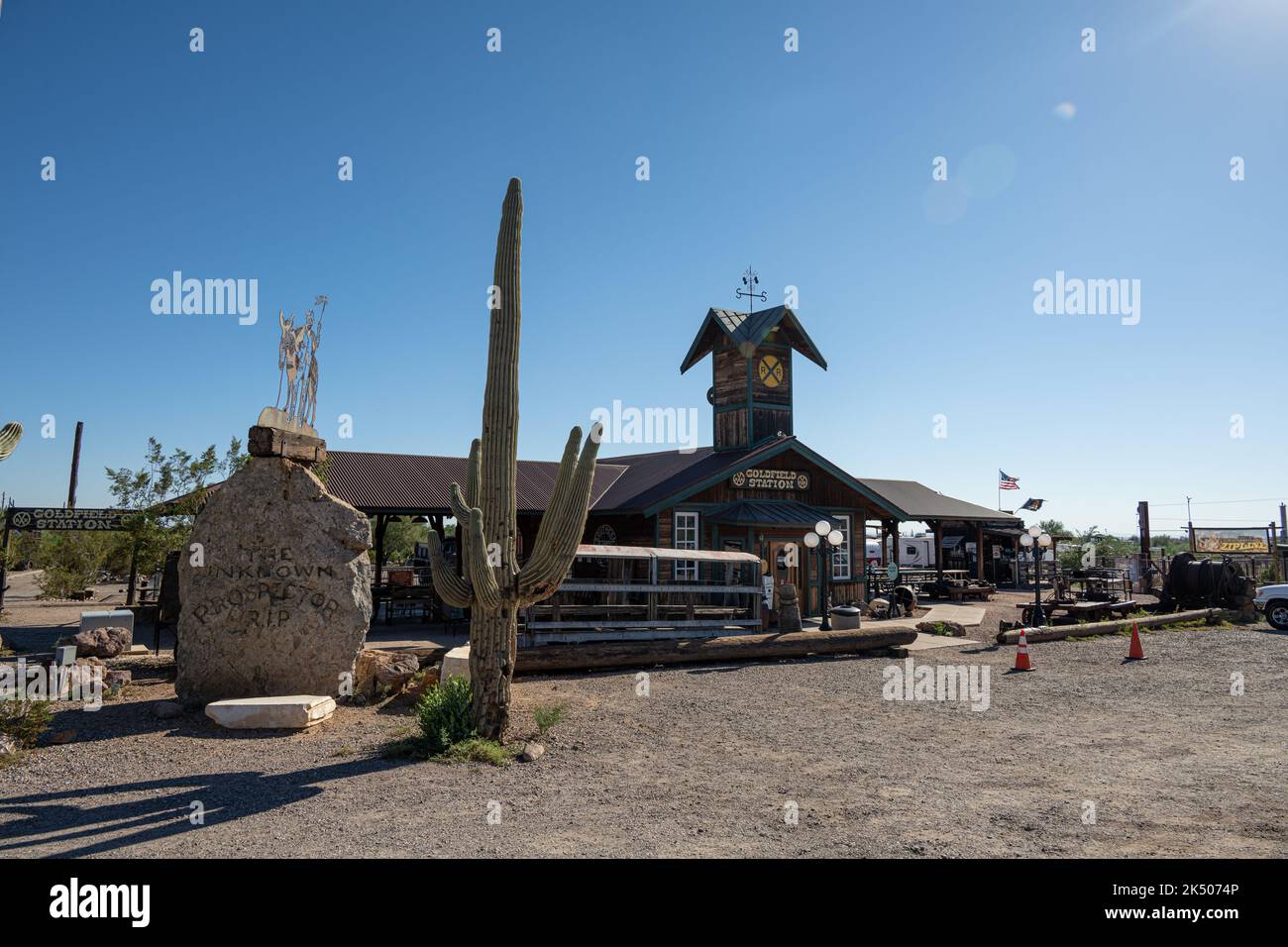 Old train ghost town desert hi-res stock photography and images - Alamy