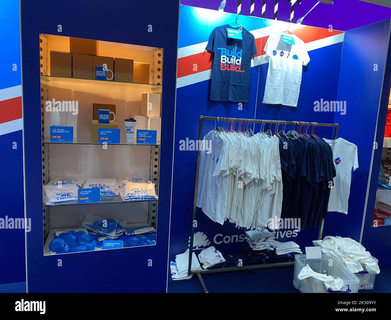 Birmingham, UK. 04th Oct, 2022. Mugs and T-shirts with the slogan "In ...