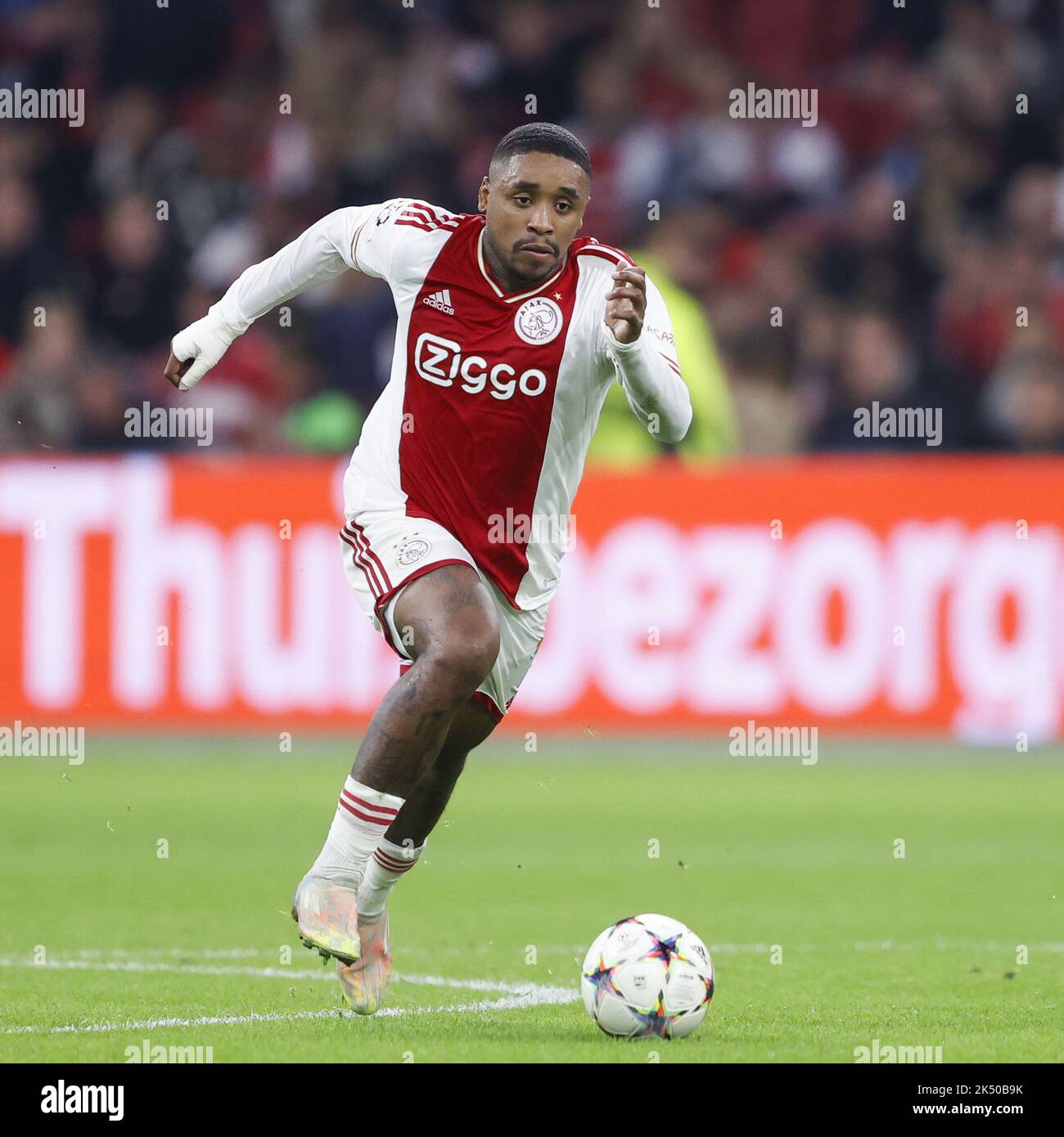 AMSTERDAM , 04-10-2022 , Johan Cruijff Arena , Dutch football ...