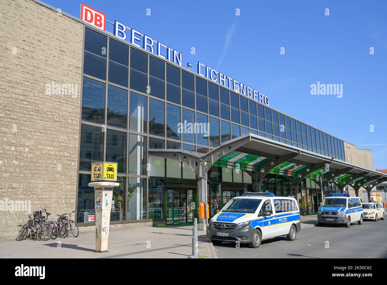 Bahnhof Lichtenberg, Weitlingstraße, Lichtenberg, Berlin, Deutschland ...