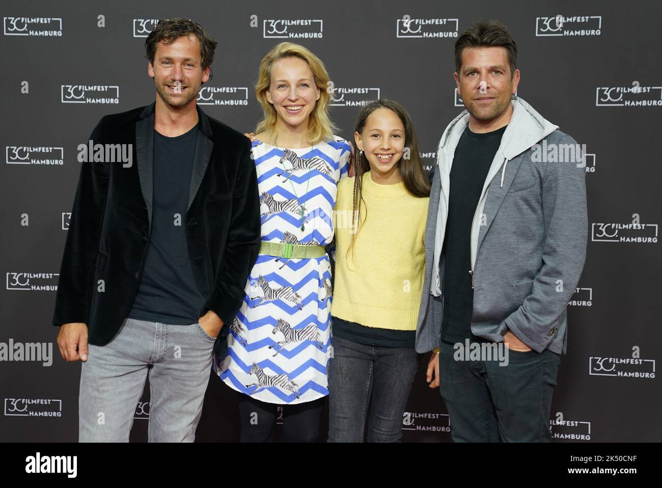 Hamburg, Germany. 04th Oct, 2022. Actress Petra Schmidt-Schaller (2nd ...