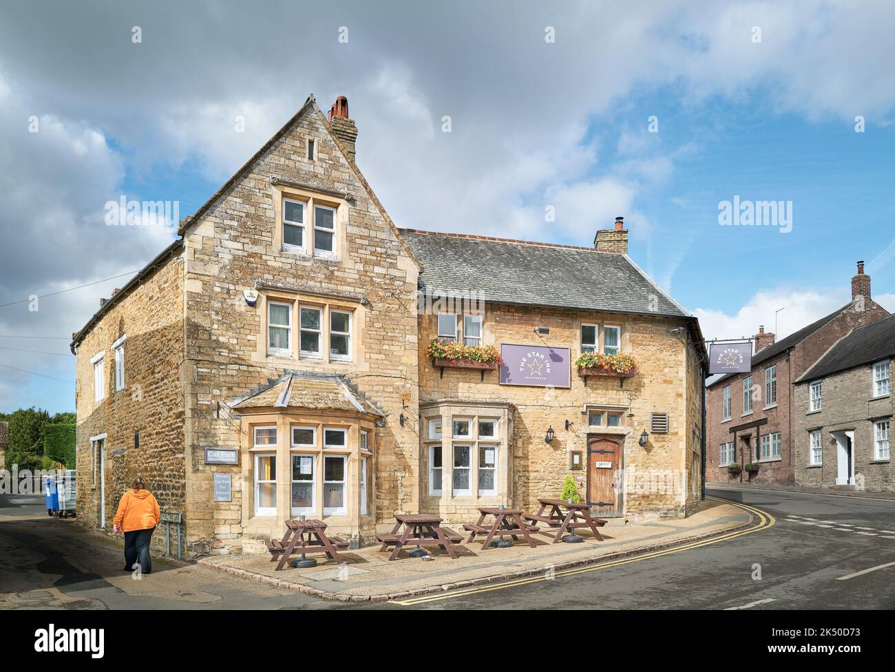 The Star Inn pub in the village of Geddington, England Stock Photo - Alamy