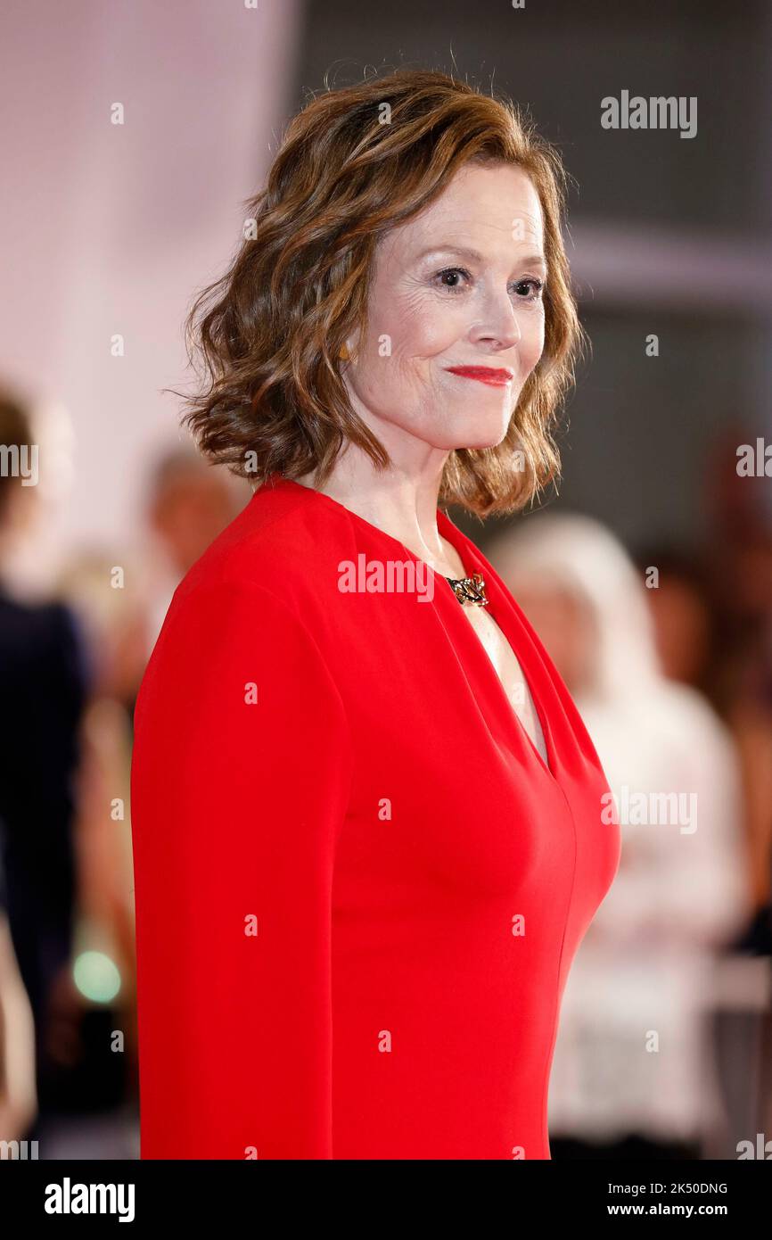 Sigourney Weaver attends the premiere of 'Master Gardener' during the ...