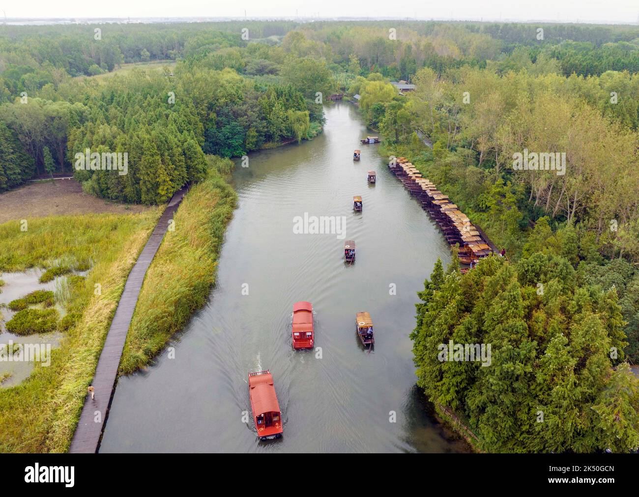 TAIZHOU, CHINA - OCTOBER 5, 2022 - Aerial photo shows tourists enjoying ...