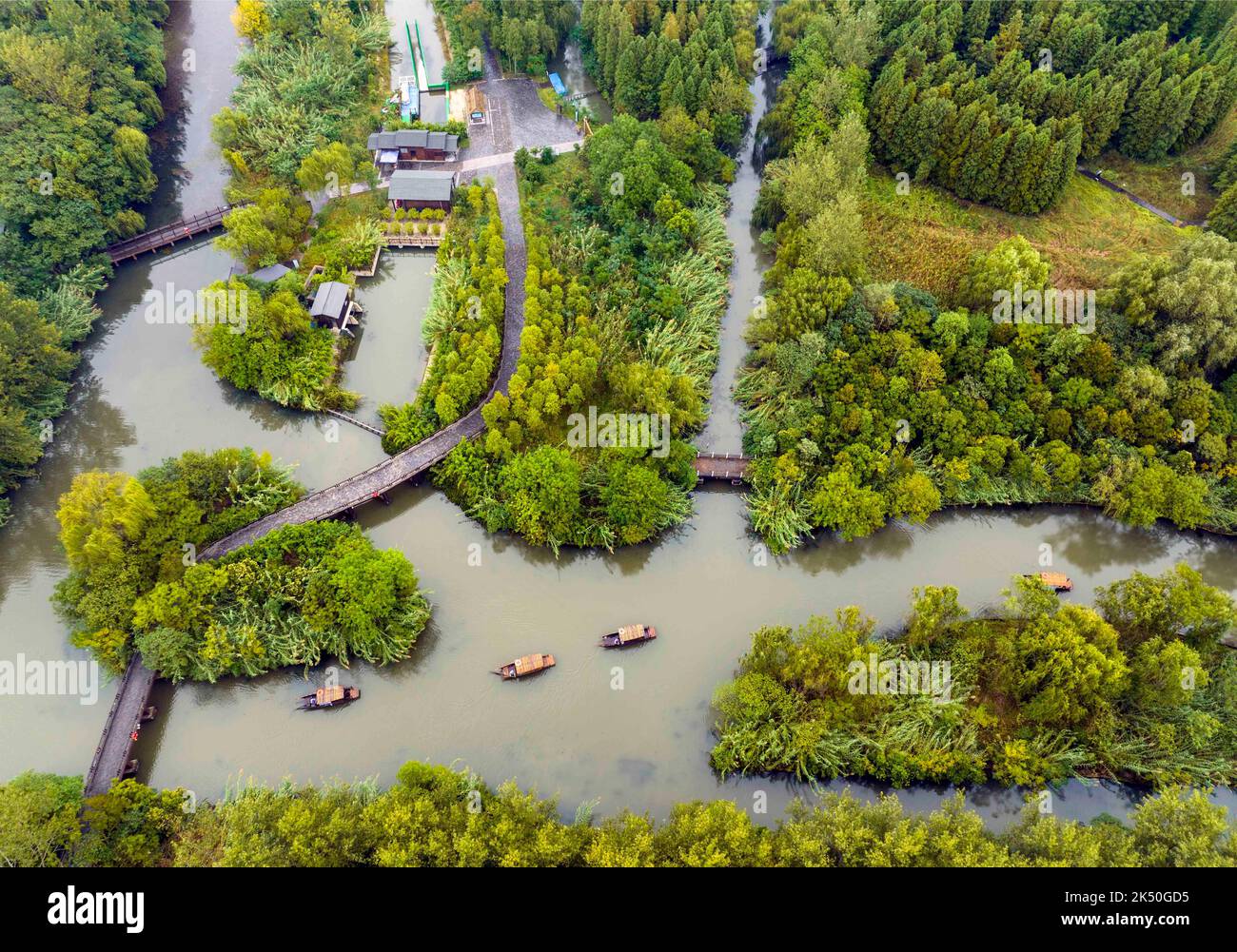 TAIZHOU, CHINA - OCTOBER 5, 2022 - Aerial photo shows tourists enjoying ...