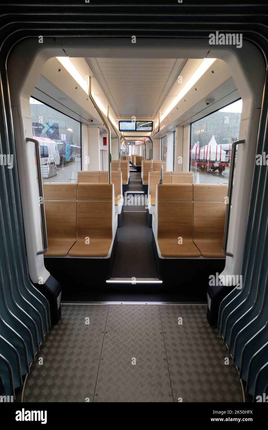 Berlin, Innotrans 2022, Stadler Tram TINA für Darmstadt // Berlin ...