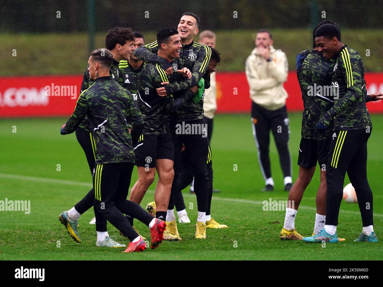 Manchester United's Cristiano Ronaldo and Diogo Dalot (centre right ...