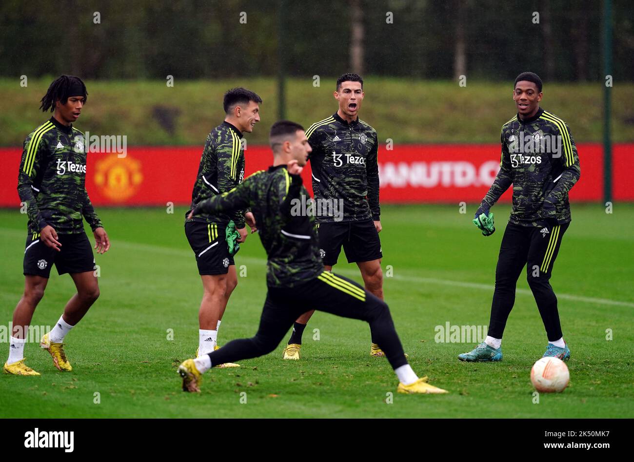 Manchester United's Cristiano Ronaldo (centre) during a training ...