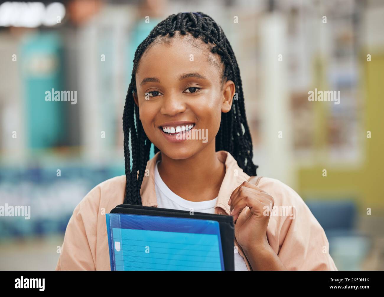 Black woman portrait, university student and college campus to learning ...